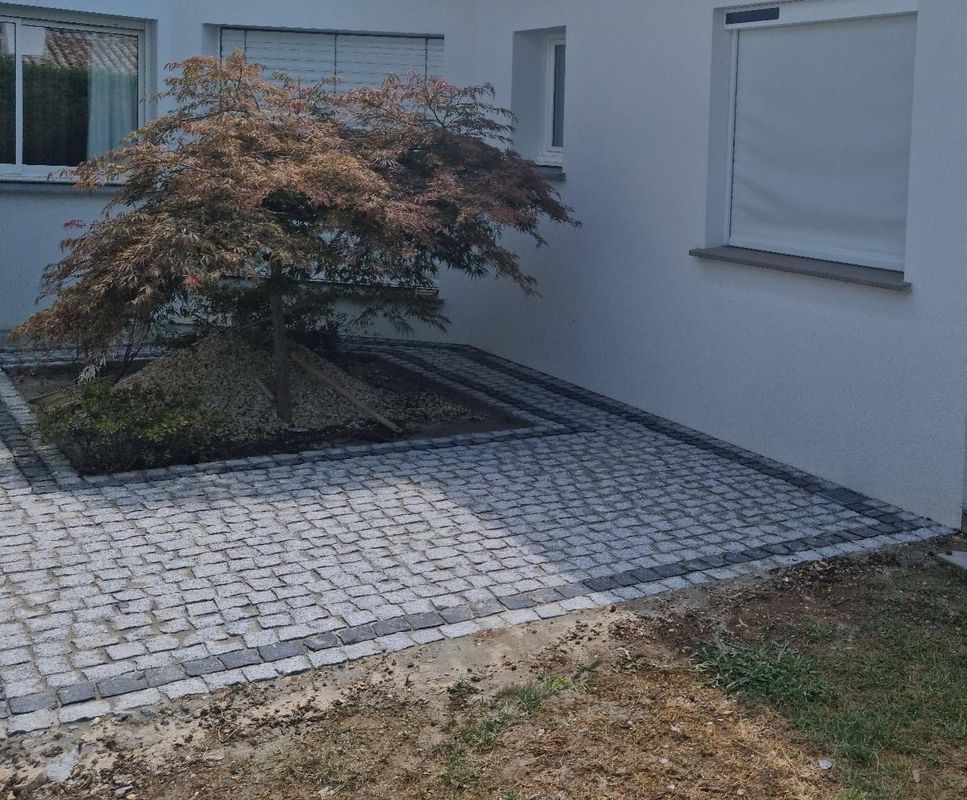 Pflasterstein - Granit Grau gespalten kaufen bei HETA